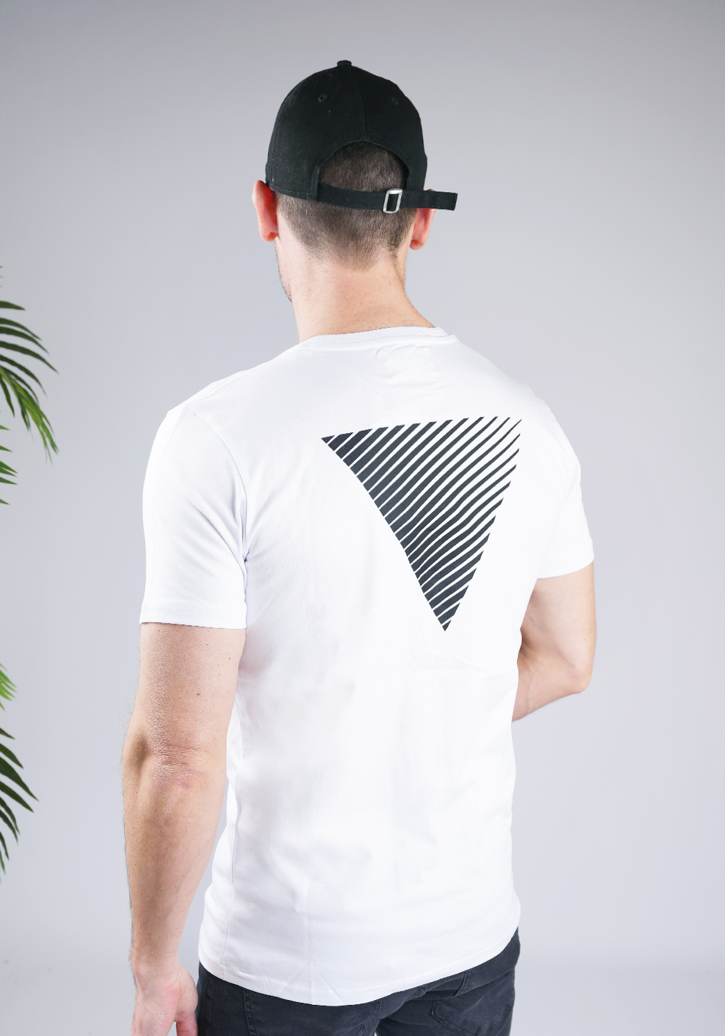 PURE PATH - Essential Logo Tshirt - White - Cotton District